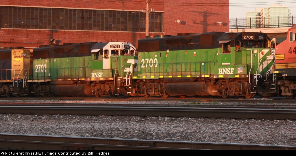 BNSF 2700